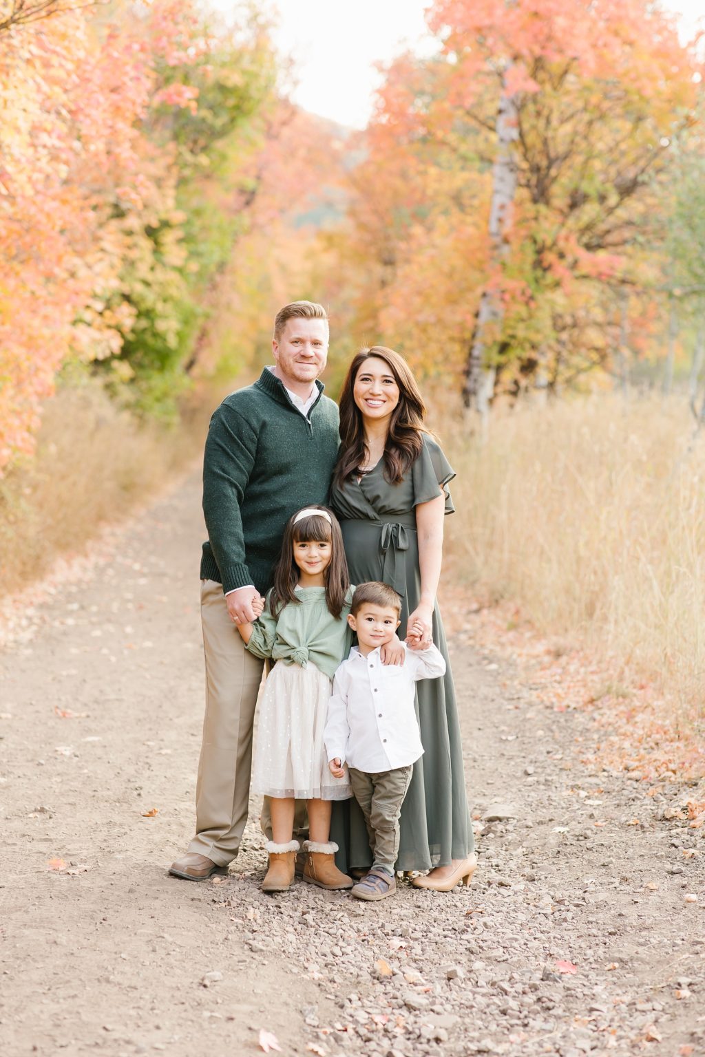 Elegant Utah Fall Family Session | The Maddocks