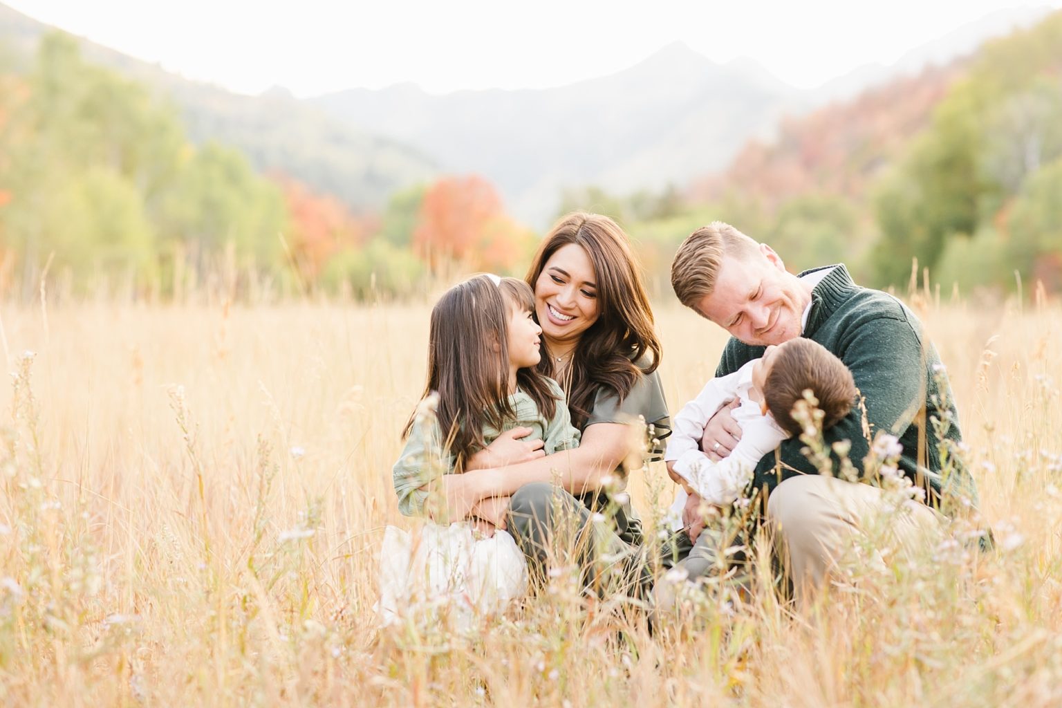 Elegant Utah Fall Family Session | The Maddocks