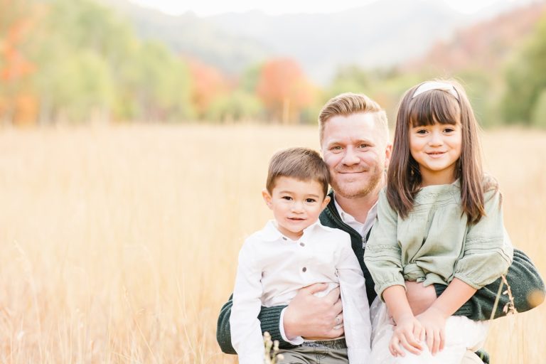 Elegant Utah Fall Family Session | The Maddocks